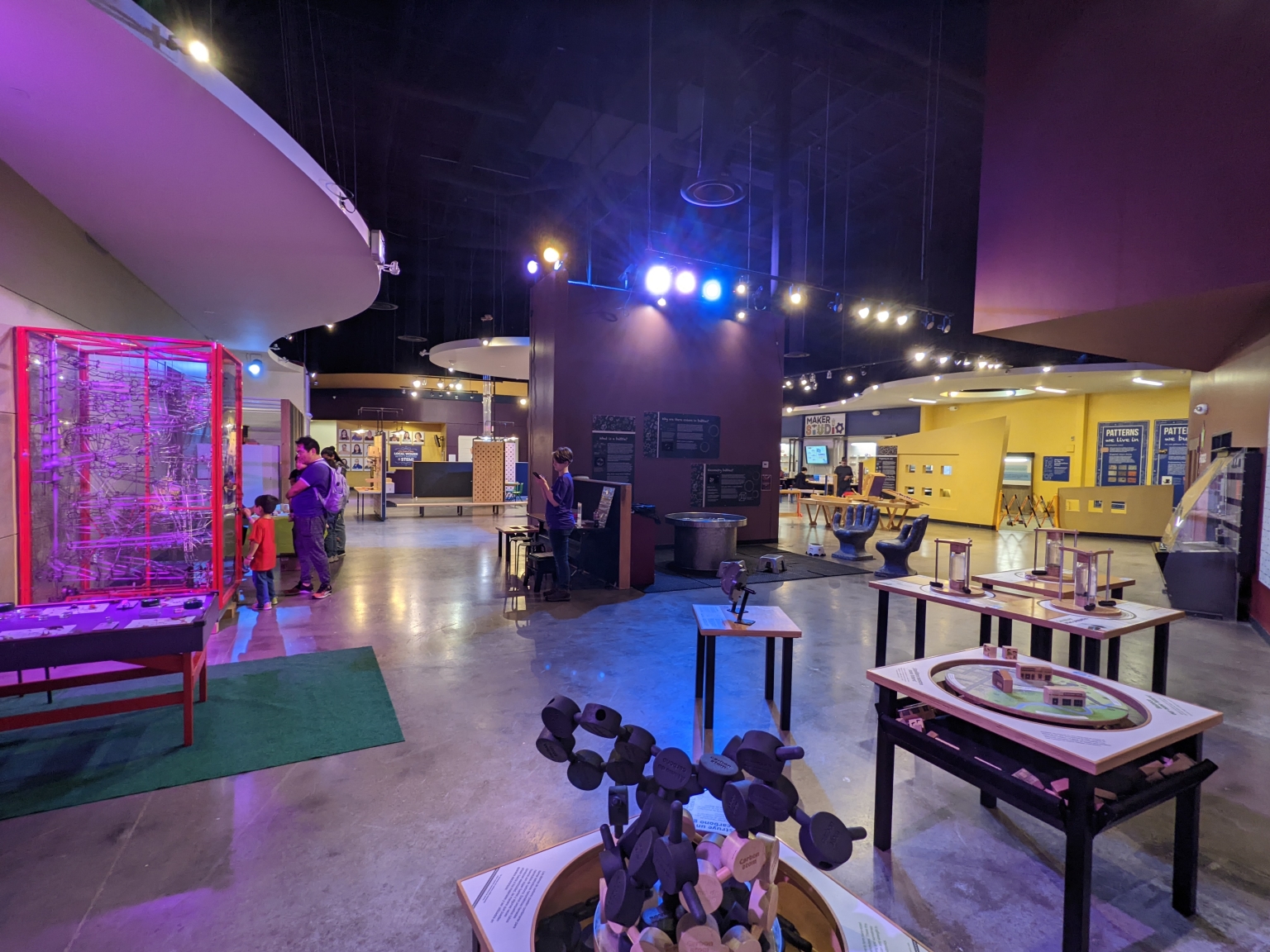 Hours, Location and Admission - Sci-Tech Discovery Center